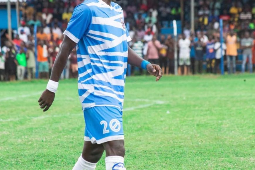 EXCLUSIVE: Berekum Chelsea Forward Emmanuel Sarpong in Accra to ...